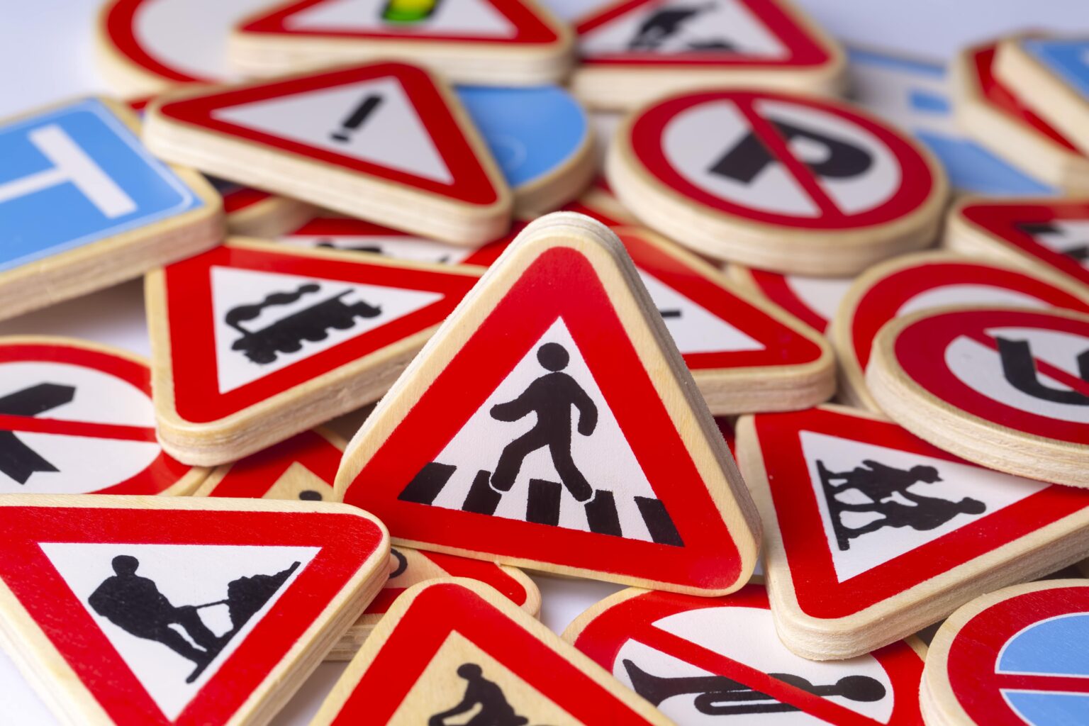 Guide To Health And Safety Signs In The Workplace - Skills Training College