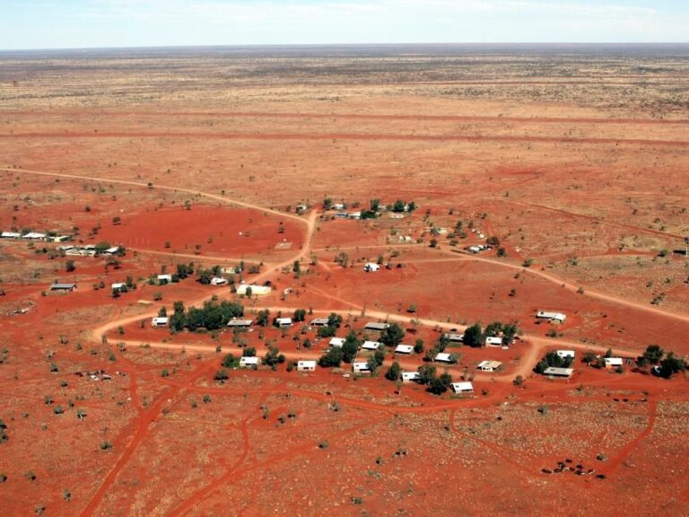 Life Expectancy Australia: The Average Australian Age | STC